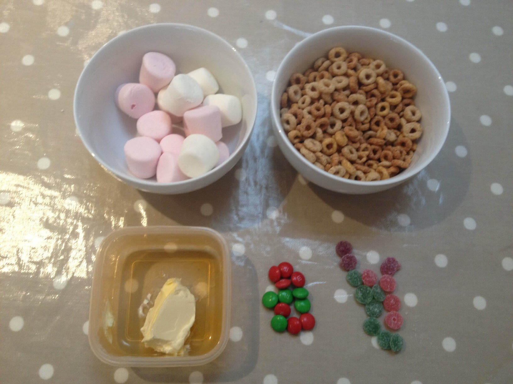 Yummy cheerio Christmas trees - Picniq Blog