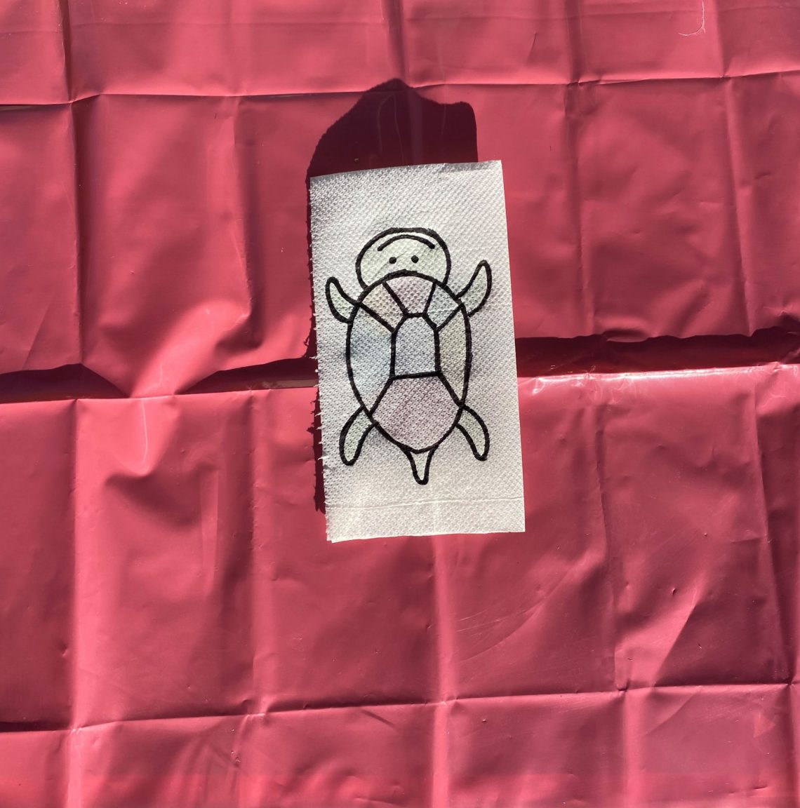 Kitchen roll magic drawing craft - Picniq Blog