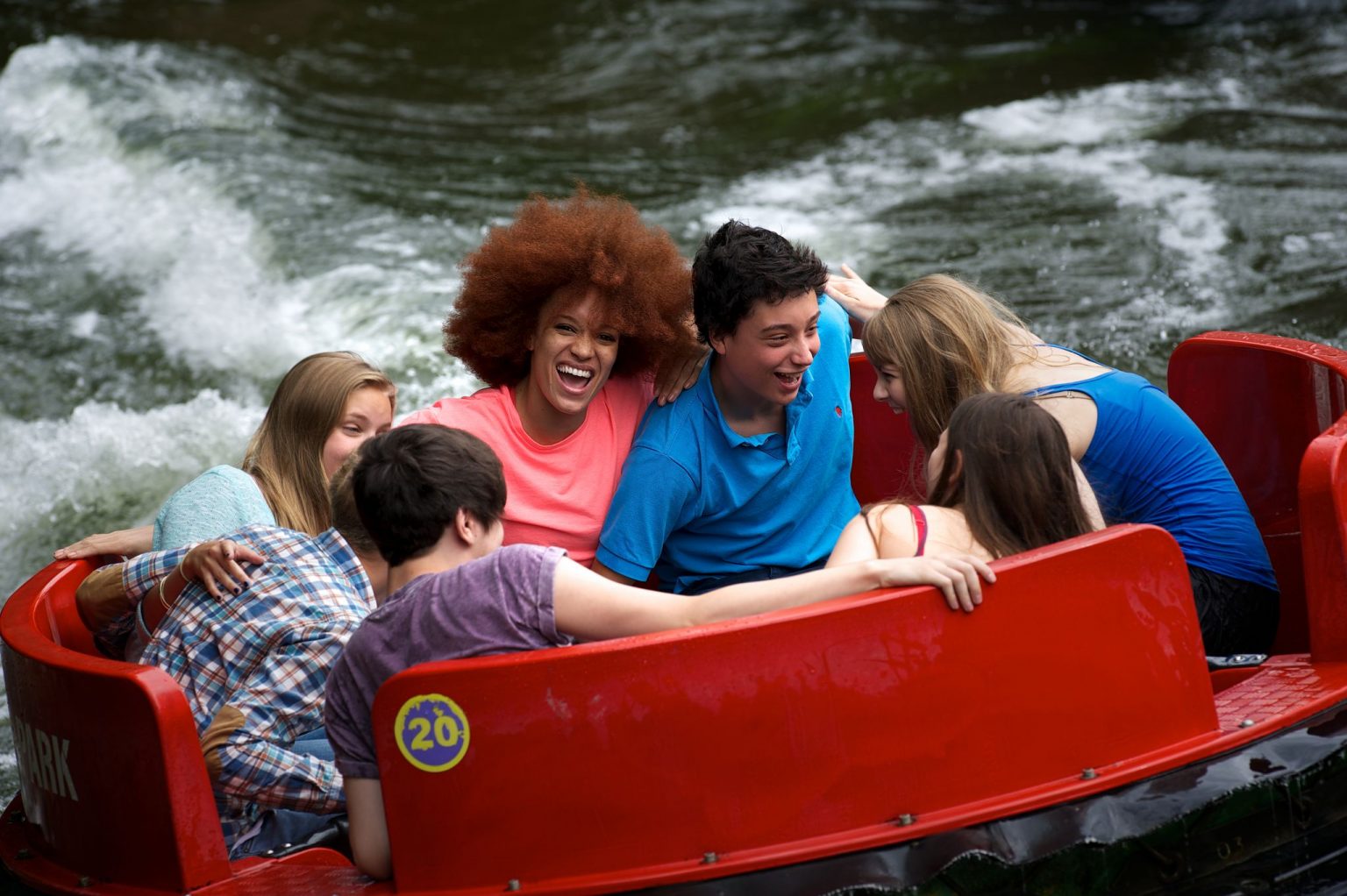5 reasons you NEED to visit Thorpe Park Resort this summer! - Picniq Blog